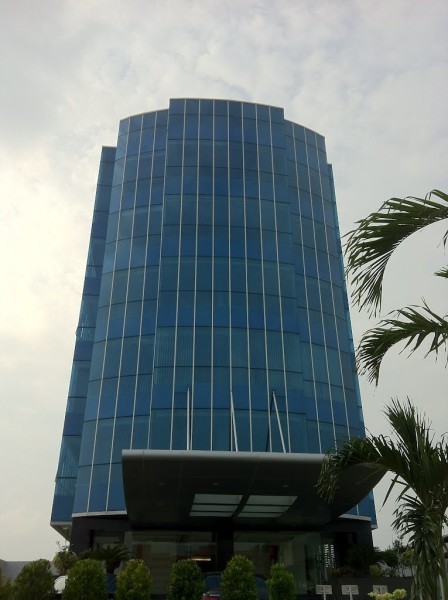 Sewa kantor di Wisma Udaya Hubungi MS : 0811-86-78900